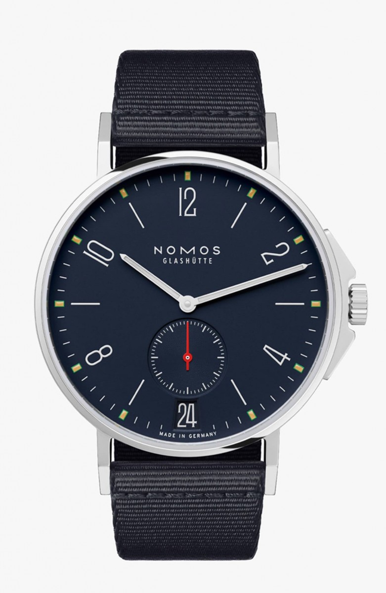 「正裝、運動兩相宜」 推薦德國NOMOS Ahoi小三針機械錶四個理由 - 世界腕錶 World Wrist Watch