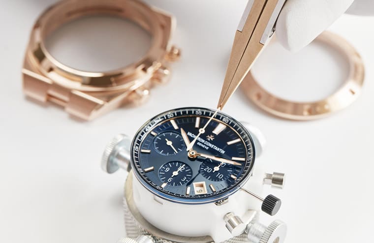 江诗丹顿Overseas计时码表首见玫瑰金表壳搭蓝色面盘 - 世界腕表 World Wrist Watch