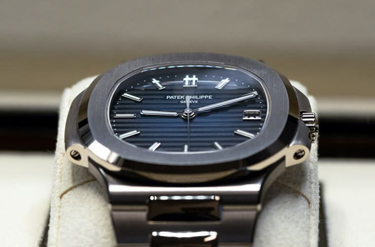 第一支出現在拍賣會的PP金鷹5811成交價出爐！ - 世界腕錶 World Wrist Watch