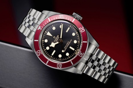 帝舵Black Bay热门潜水表 BB 58和BB 54特色与规格比较 - 世界腕表 World Wrist Watch